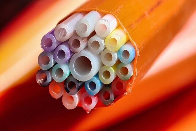 Application of Silica in Optical Fibers – HanLink Polyester